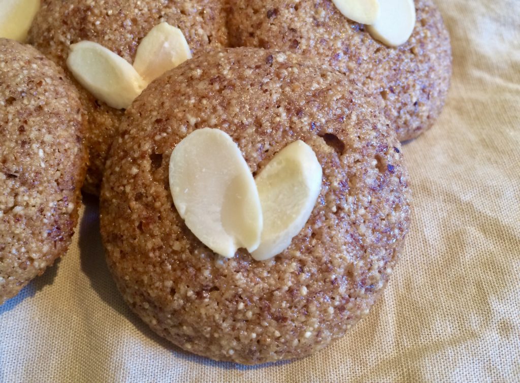 St. Francis of Assisi Almond Cookies - bakeitfab